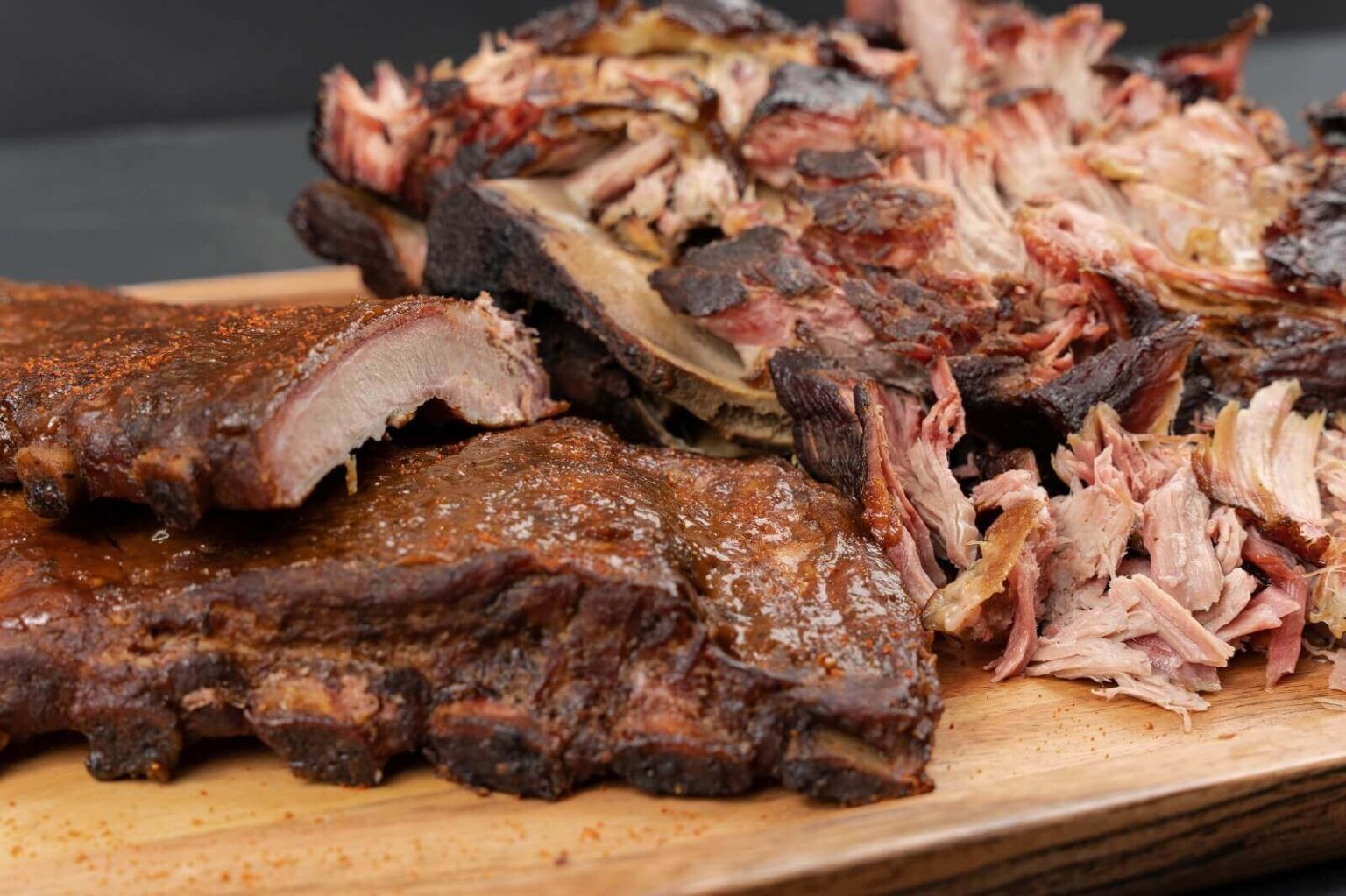 Decatur, AL BBQ | LawLers Barbecue Restaurant